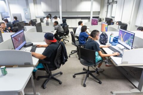 Cal State LA’s Verizon STEM program continues to inspire underserved ...
